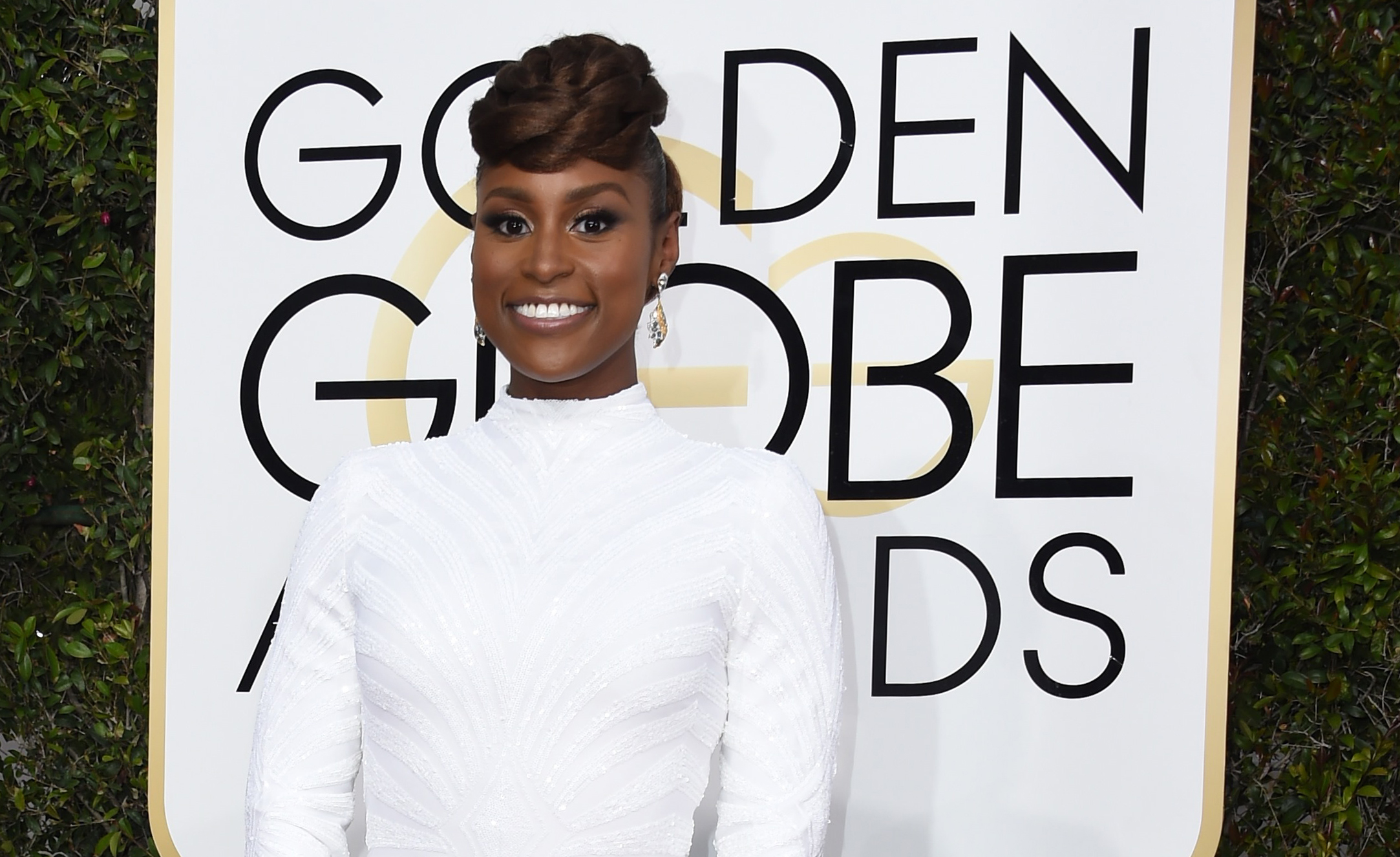 Issa Rae Is The New Face Of Covergirl - 93.9 WKYS
