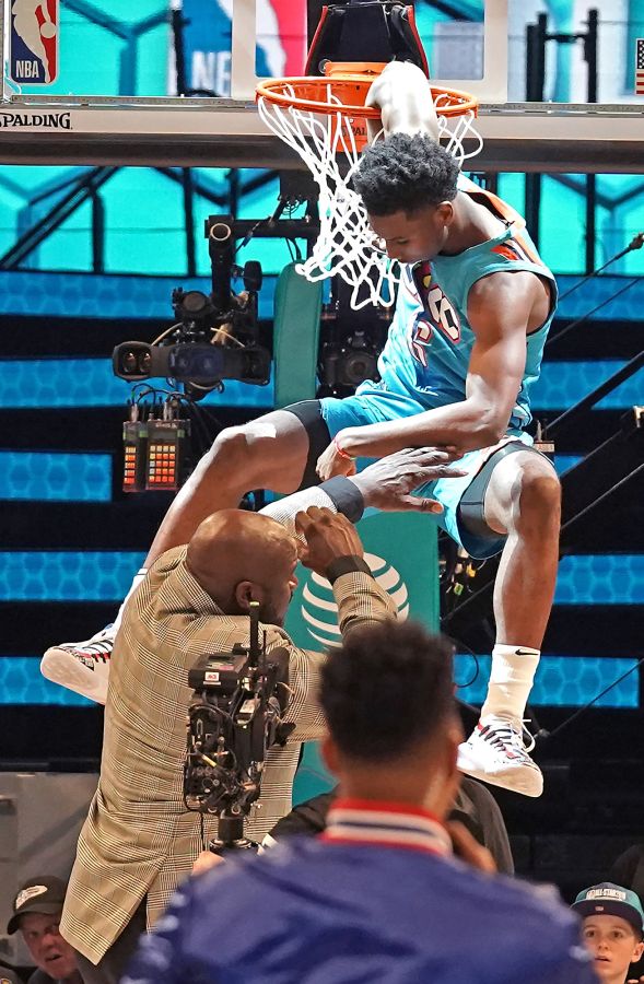 The Best Moments From The NBA Dunk & Three-Point Contest | 93.9 WKYS