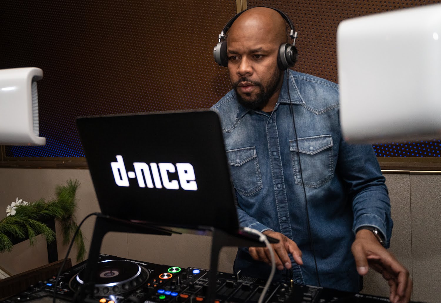 DJ D-Nice Celebrates One Year Of Club Quarantine With Live 24 Hour Set ...